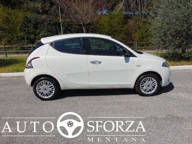 Lancia Ypsilon0.9 Twinair Gold Automatica Tagliandata 85 Cv E6b