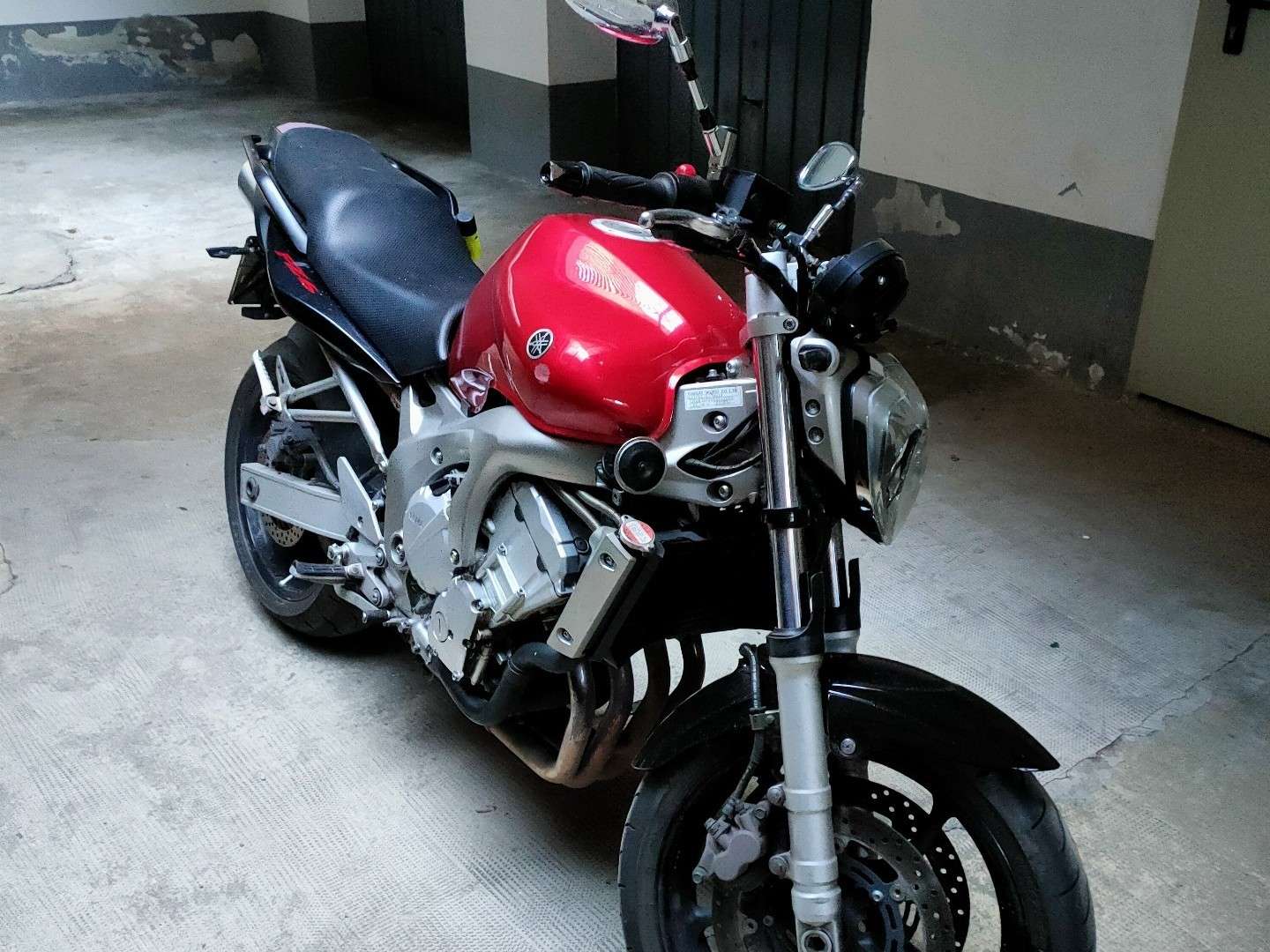 Yamaha FZ 6