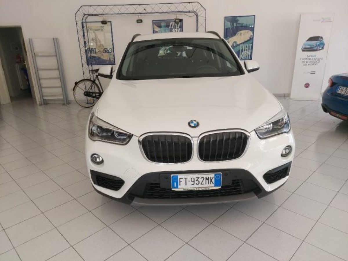 BMW X1 (F48) X1 sDrive16d Business