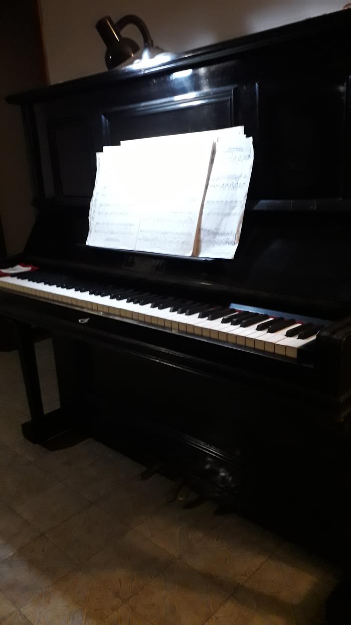 PIANOFORTE VERTICALE