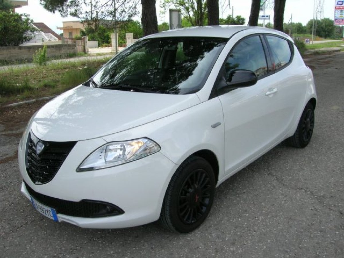 LANCIA Ypsilon 3ª serie Ypsilon 1.3 MJT 16V 95 CV 5 porte S&S Elefantino