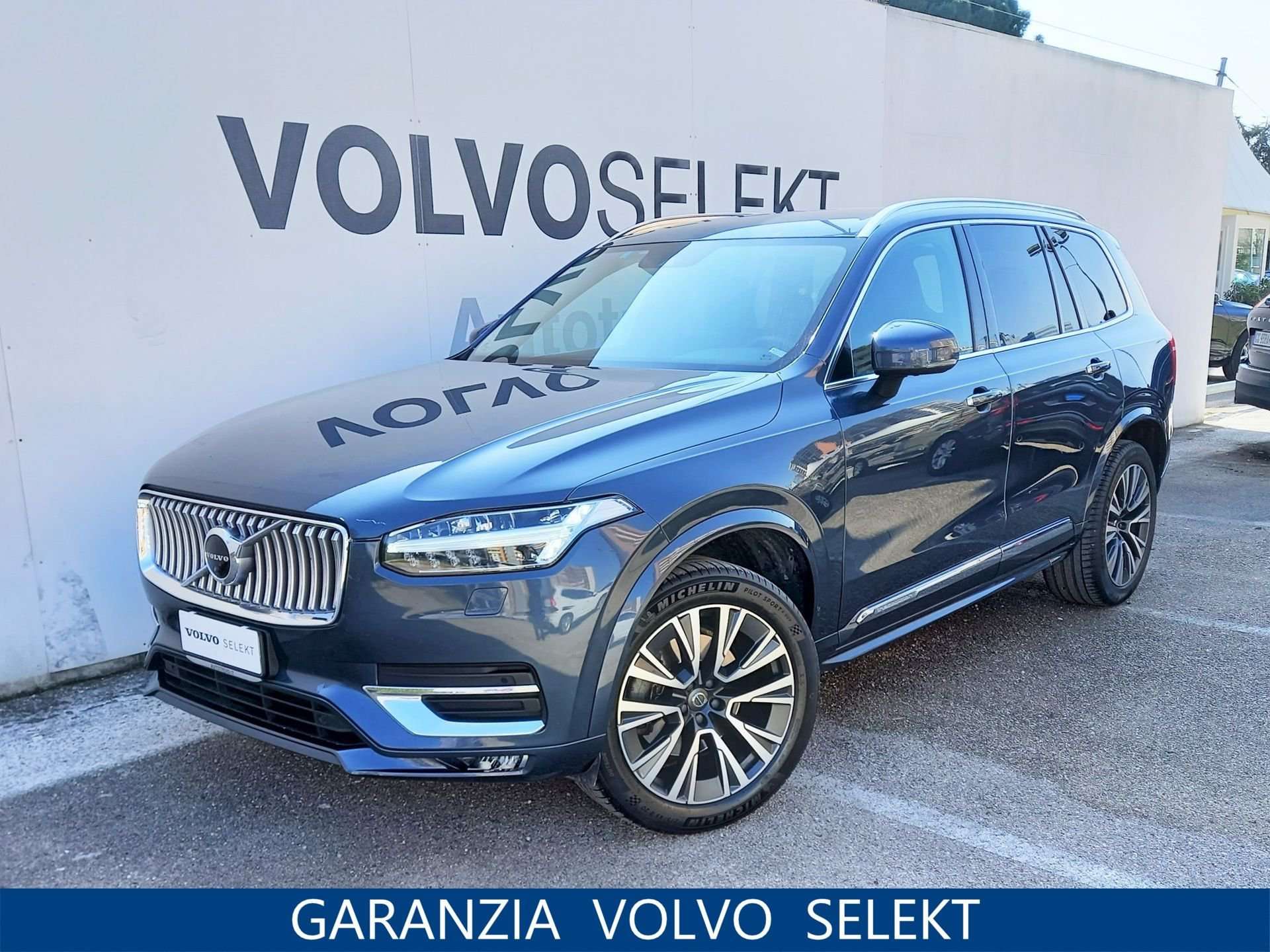 Volvo XC90B5 235+14 CV (D) AWD Automatica NAVI LED Inscript