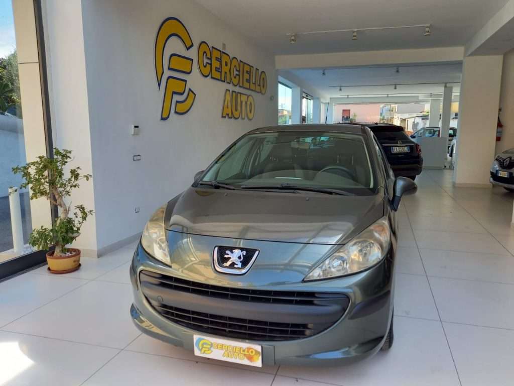 Peugeot 2071.4 HDi 70CV 5p. X Line