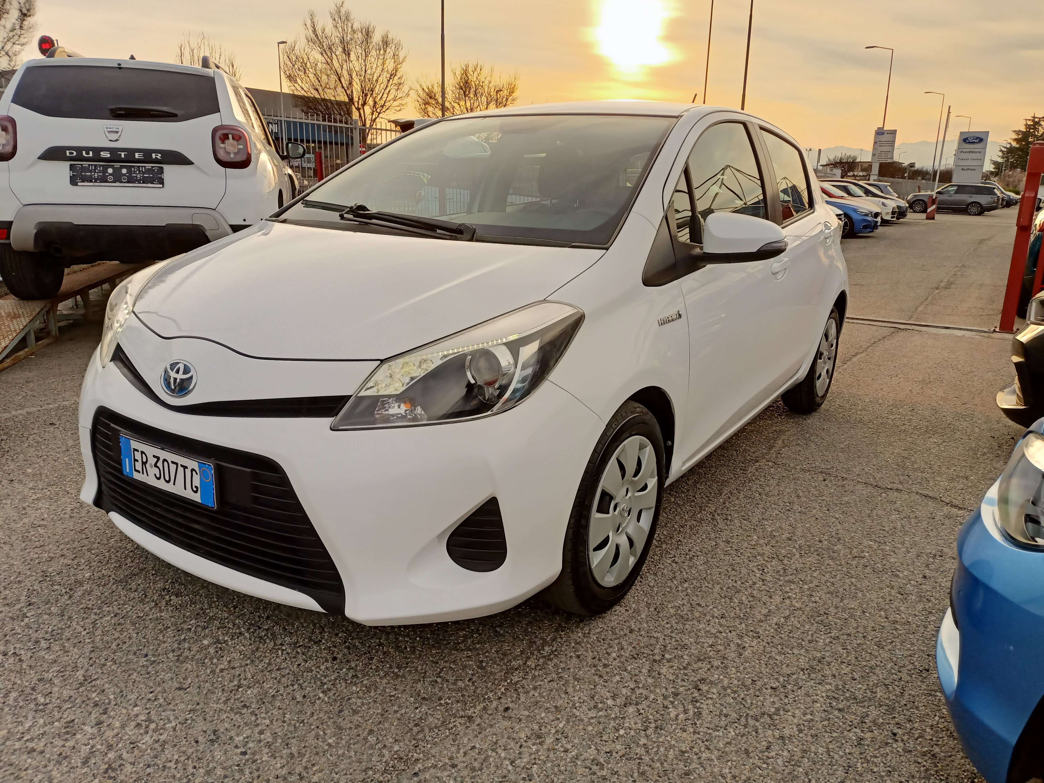 Toyota Yaris5p 1.5h Lounge