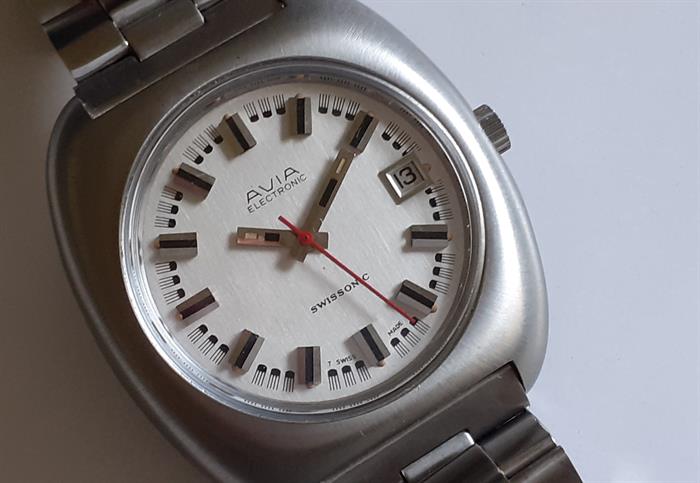 OROLOGIO AVIA (SWISS) SWISSONIC DYNOTRON NEW OLD STOCK