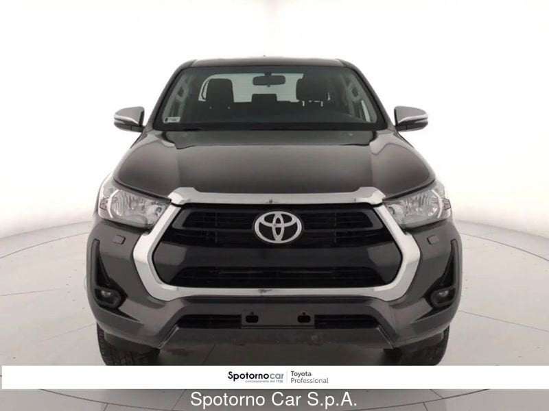 Toyota Hilux2.4 D-4D 4WD 4 porte Double Cab Lounge