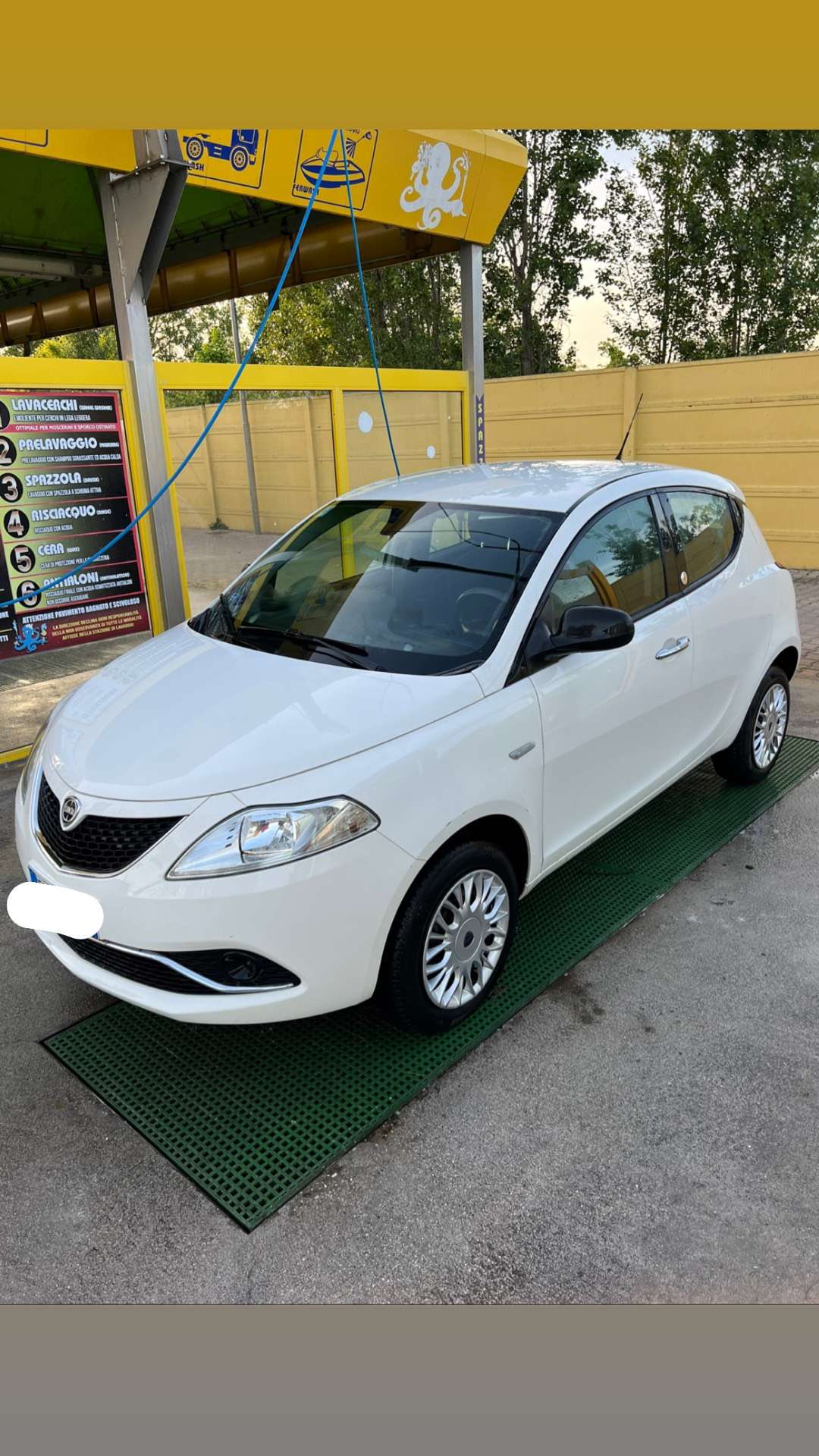 Lancia Ypsilon0.9 t.air Silver ecochic metano/benzina 85 cv