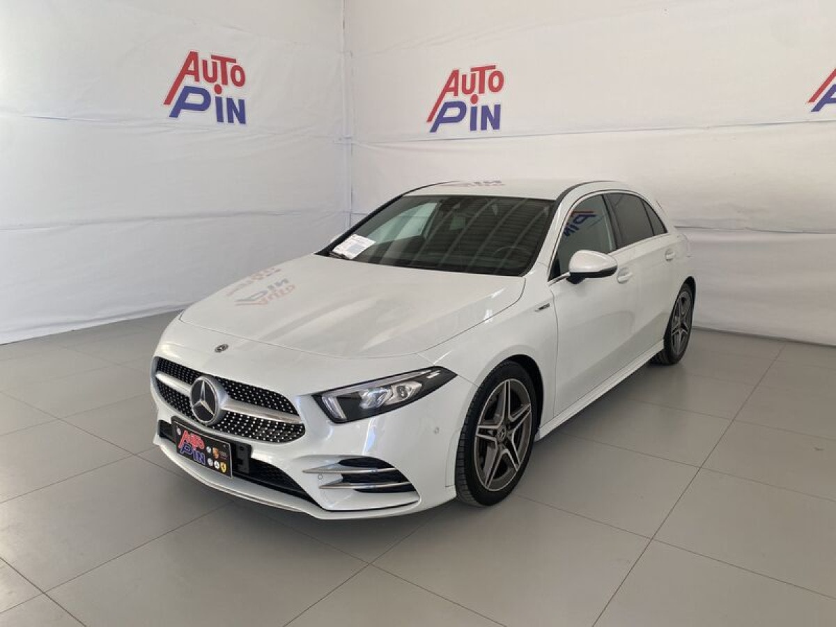 MERCEDES Classe A (V177) A 180 d Automatic 4p. Premium