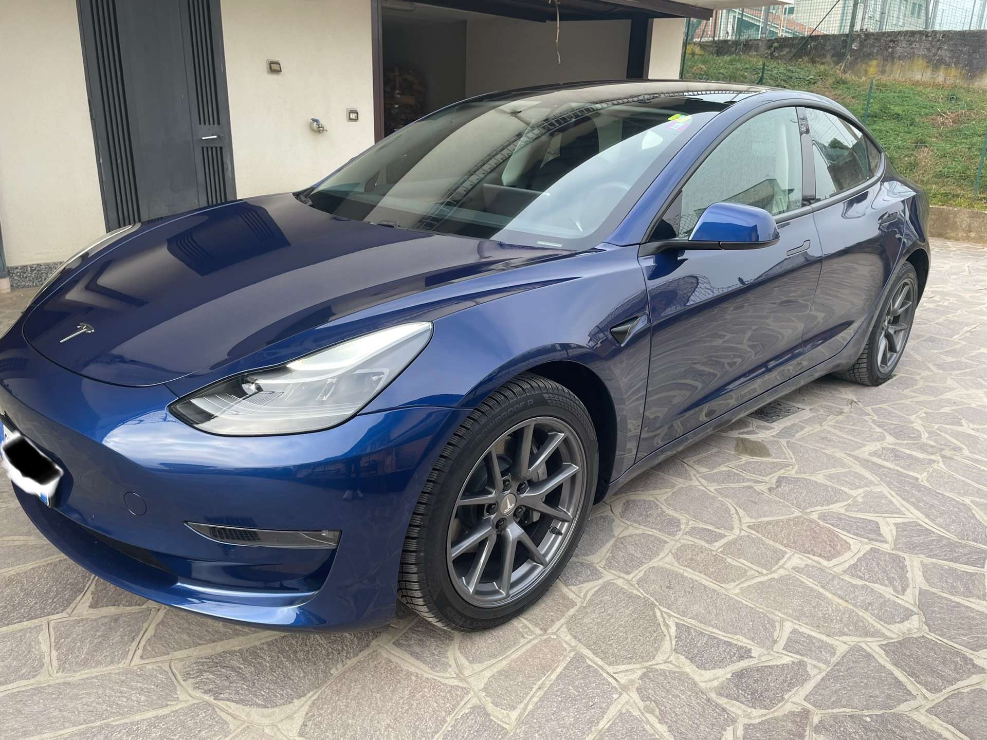 Tesla Model 3Long Range Dual Motor awd