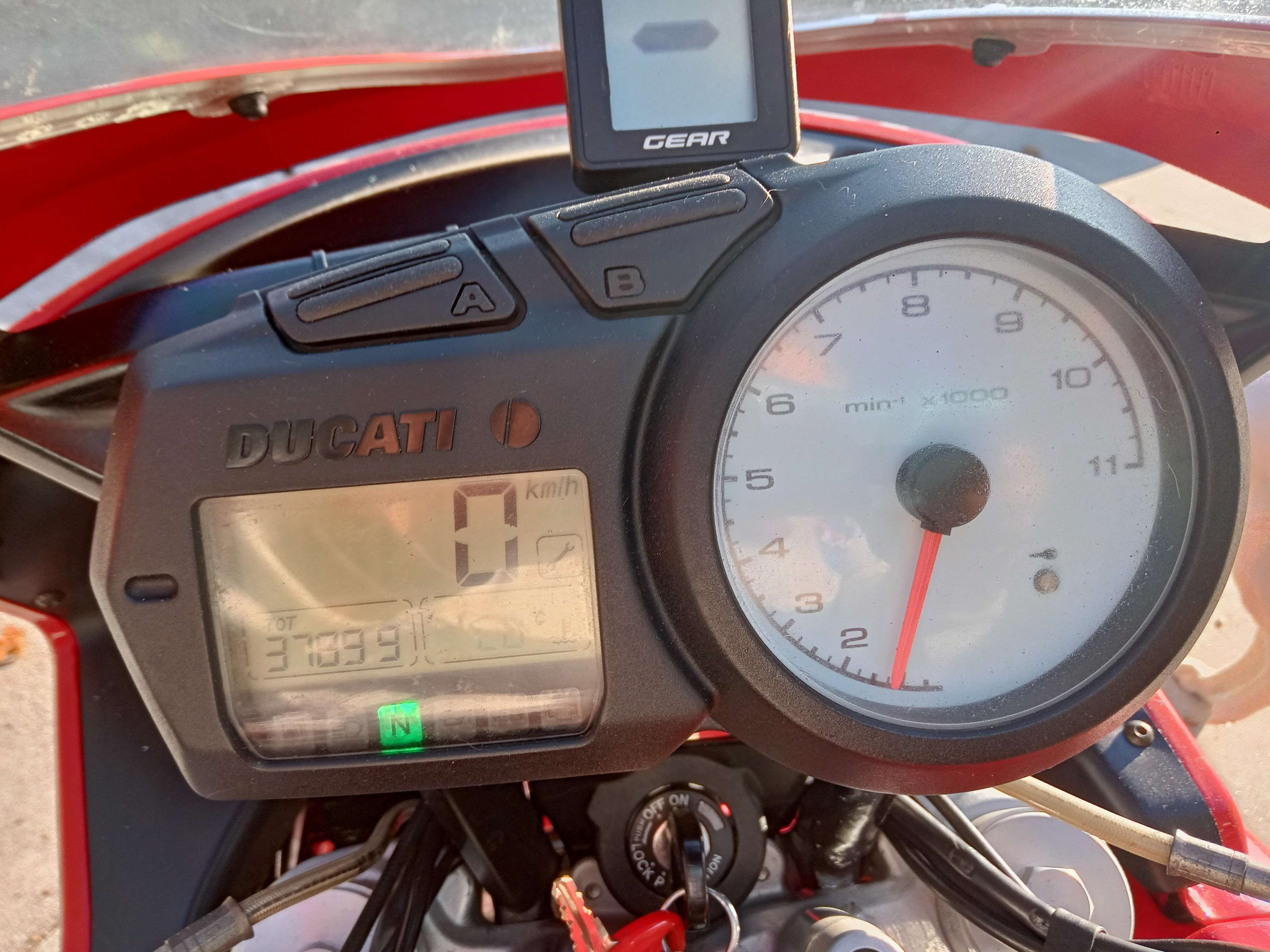 Ducati Multistrada 620