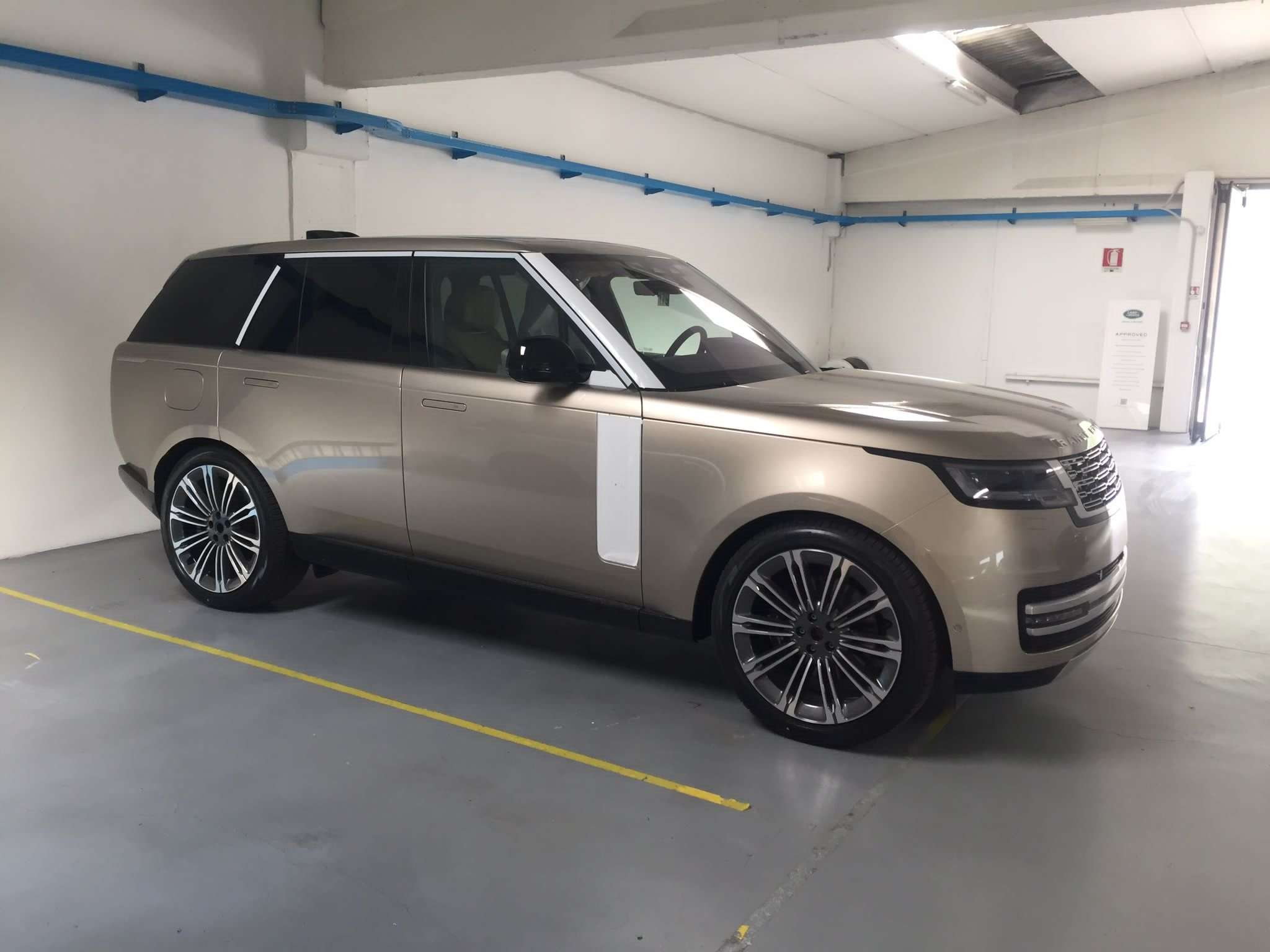 Land Rover Range Rover3.0d i6 mhev Autobiography 350cv auto