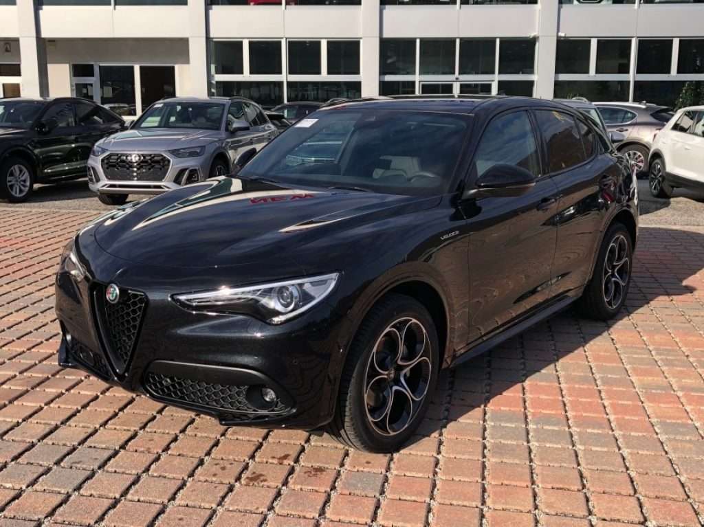 Alfa Romeo Stelvio2.2 TDl 210 CV AT8 Q4 Veloce #TETTO #VARI COLORI