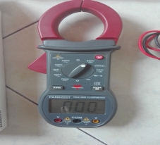 Pinza amperometrica multimeter