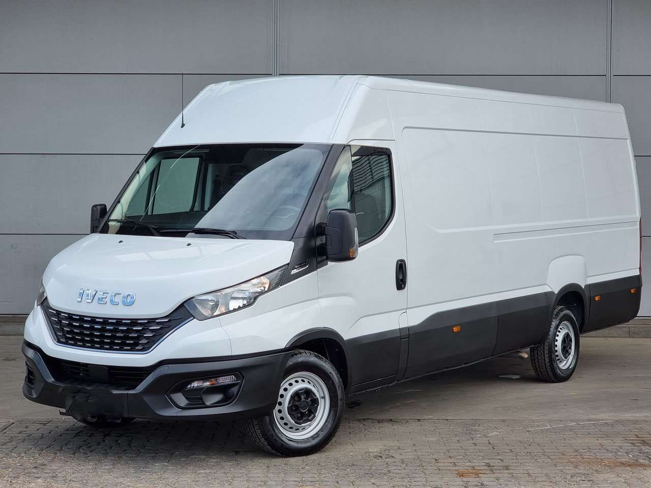 Iveco Daily35S16 furgone passo 4100 tetto alto