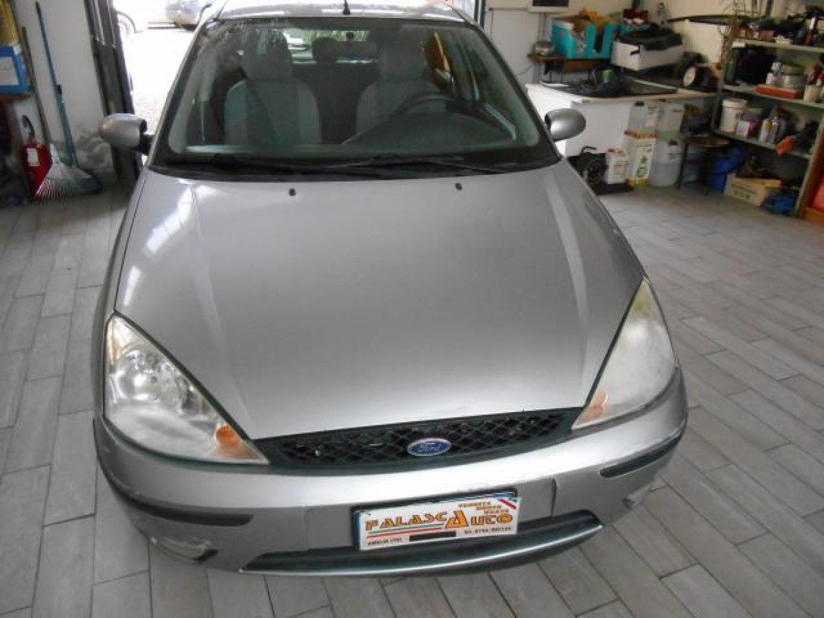 FORD Focus 1ª serie Focus 1.4i 16V cat 5p. Ambiente