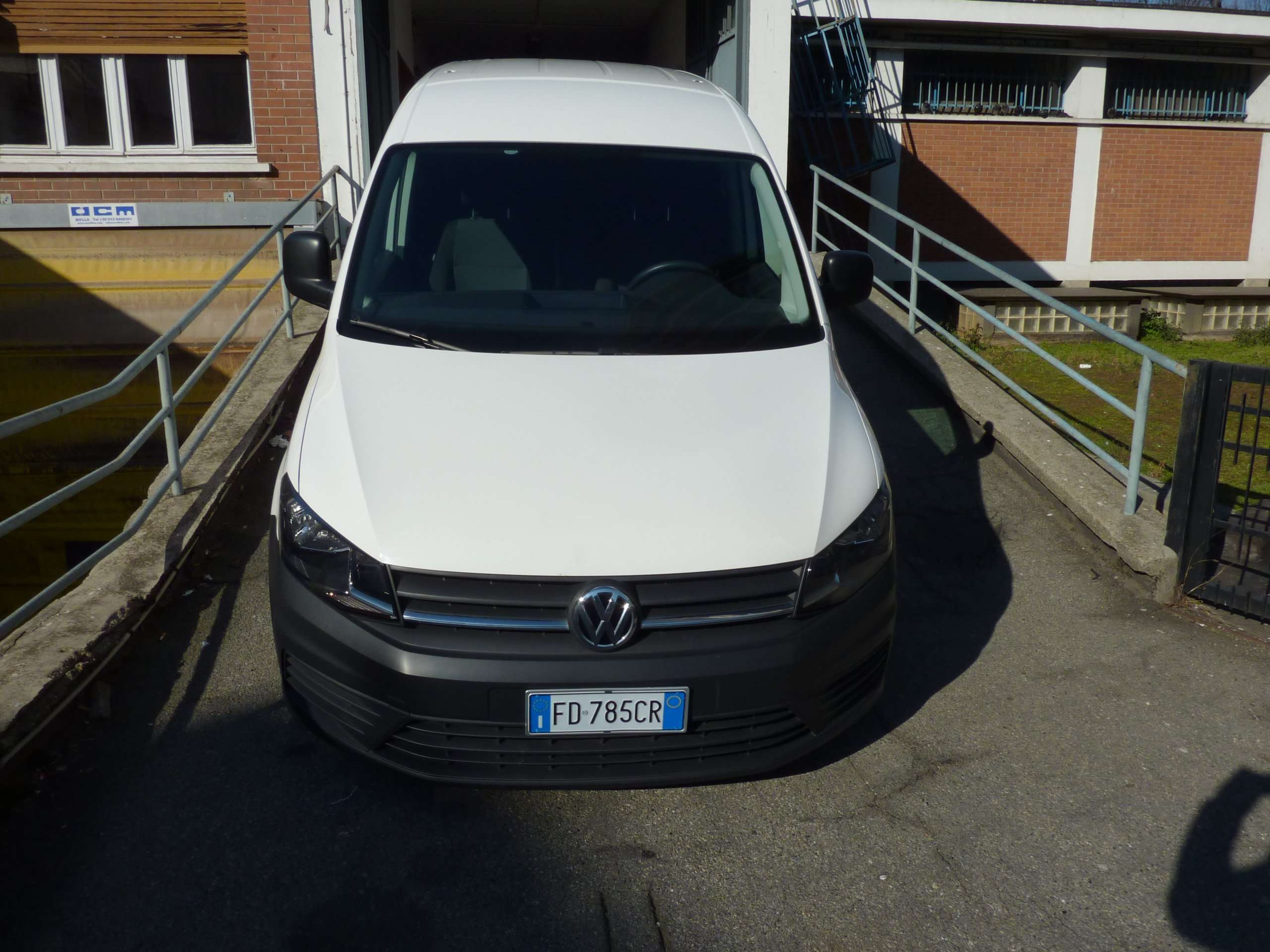 Volkswagen CaddyNUOVONUOVO TDI  102CV  2016 KM.124.000  PREZZO+iva