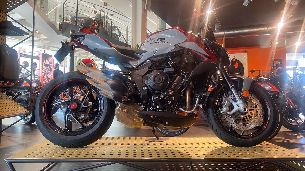 MV Agusta Brutale 800RR SCS