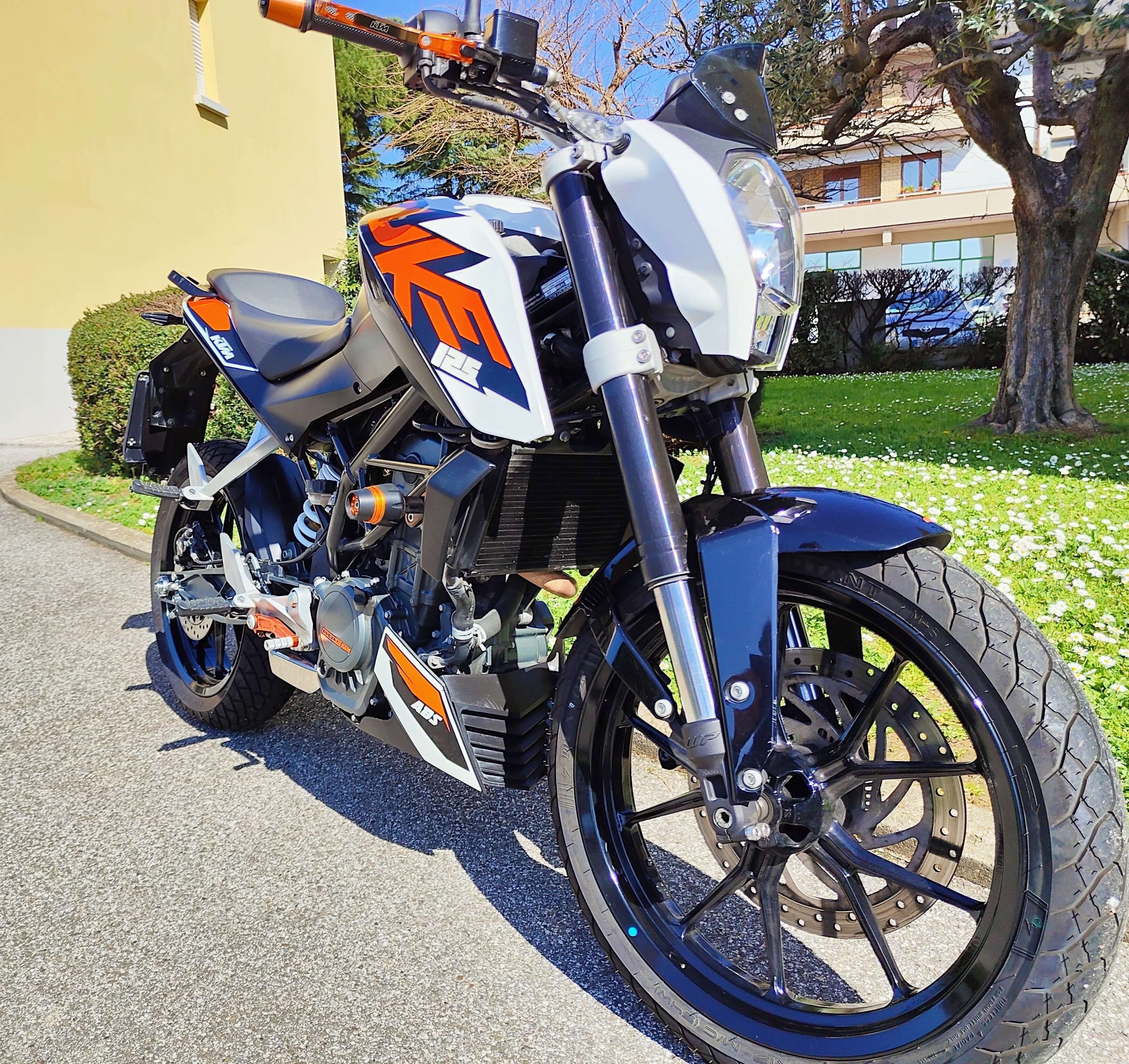 KTM 125 DukeABS