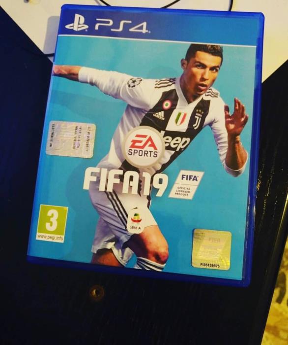 FIFA 19 PS4