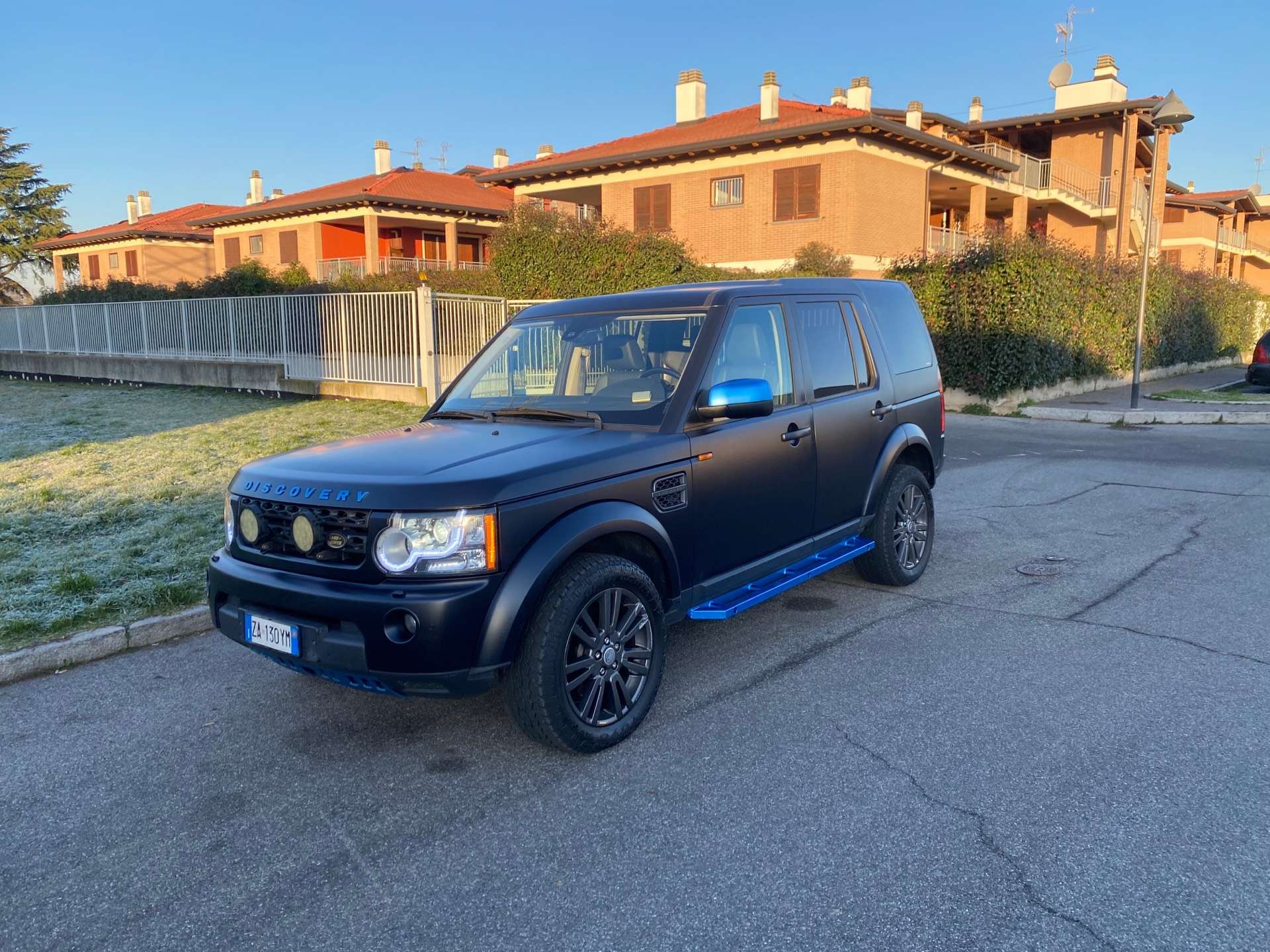 Land Rover Discovery3.0 sdV6 HSE 245cv auto….