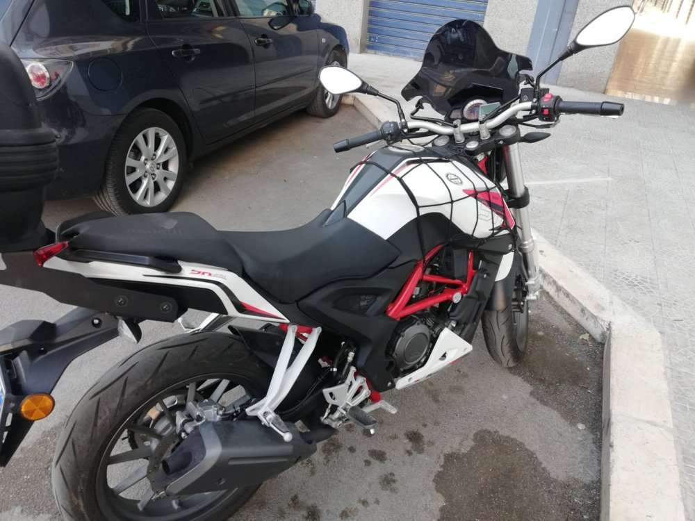 Benelli BN 251