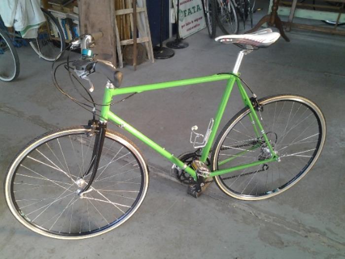 BICICLETTA SPORTIVA