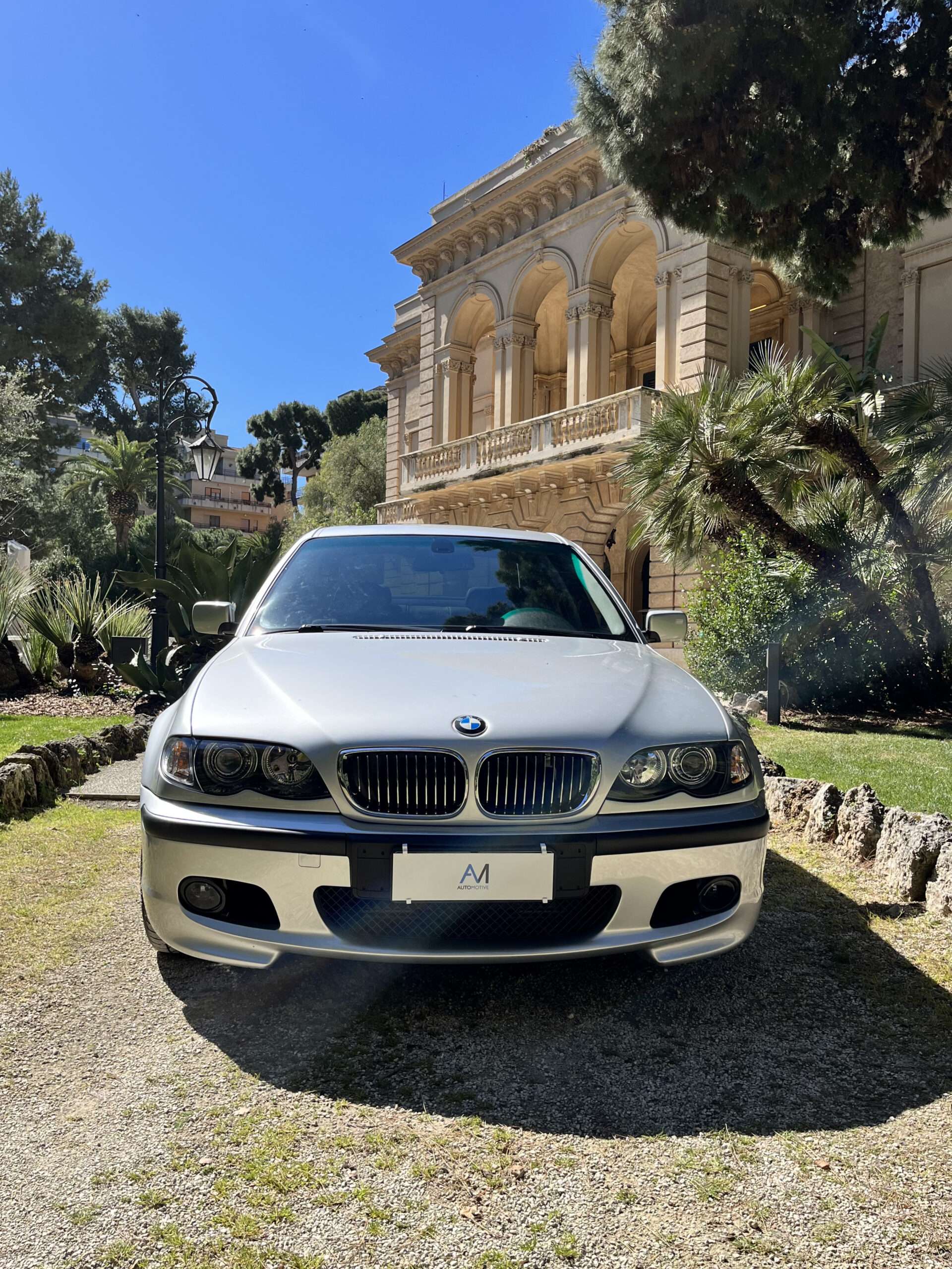 BMW 330