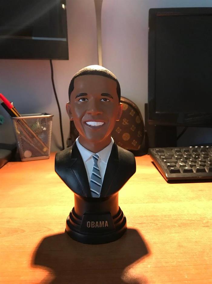 BUSTO DI OBAMA