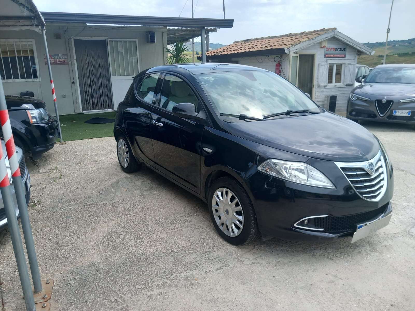 Lancia Ypsilon1.2 8v Gold s