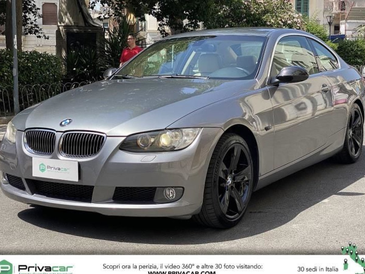 BMW Serie 3 (E92) 330d cat Coupé Attiva