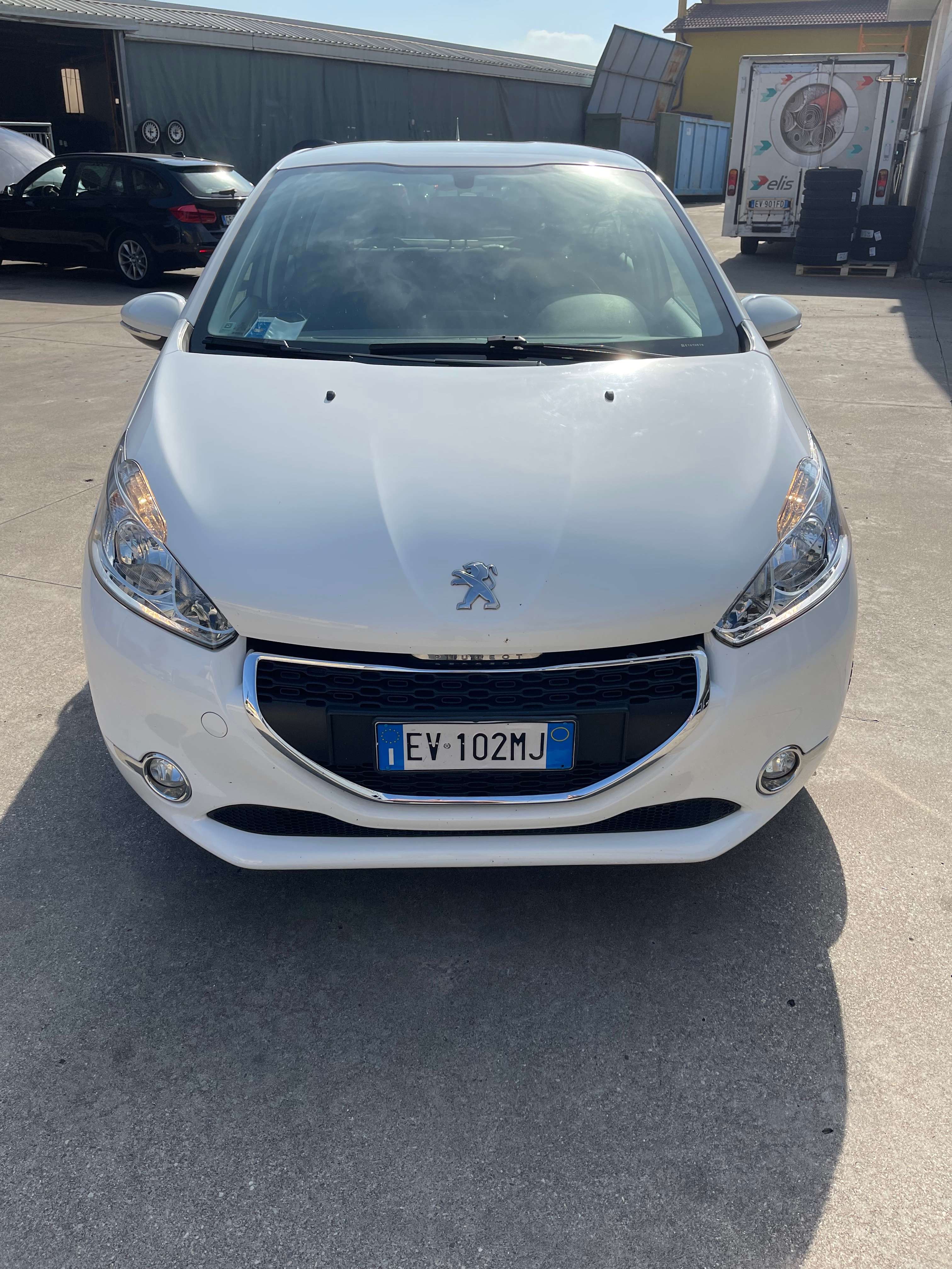 Peugeot 208208 5p 1.4 vti 16v Access gpl 95cv *MOTORE NUOVO*