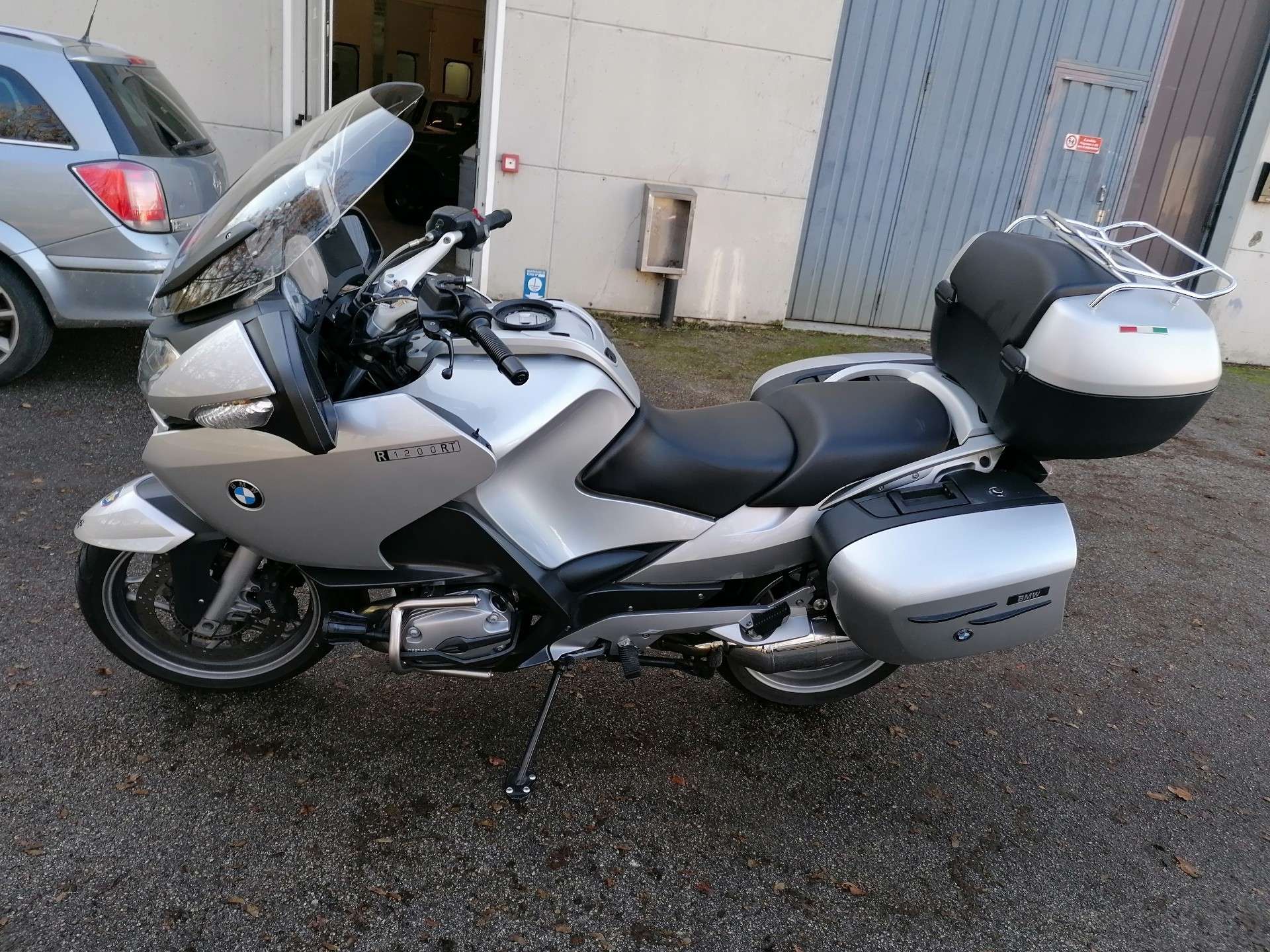 BMW R 1200 RTfaretti, navigatore, porta pacchi sul bauletto