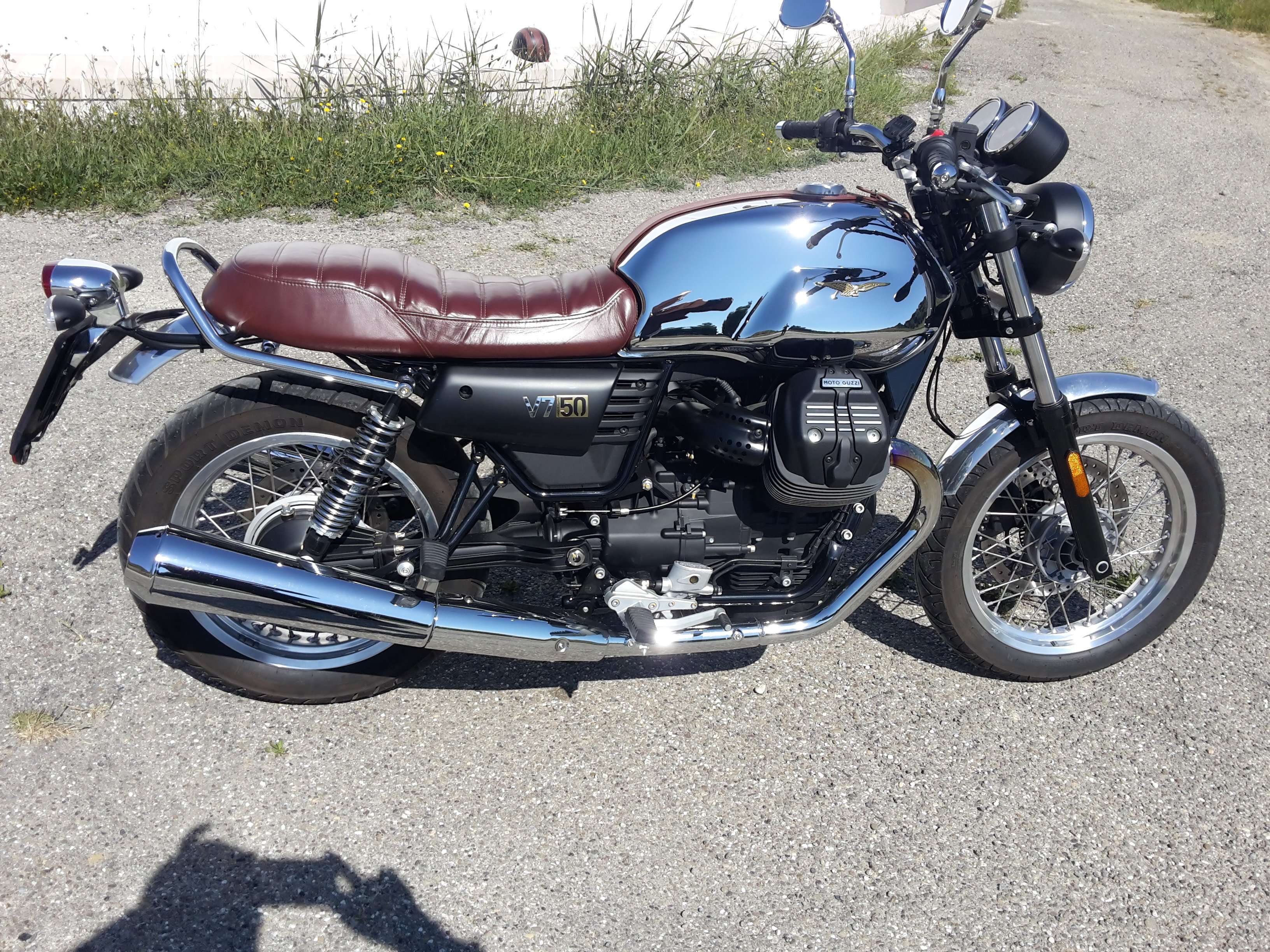 Moto Guzzi V 750° ANNIVERSARIO