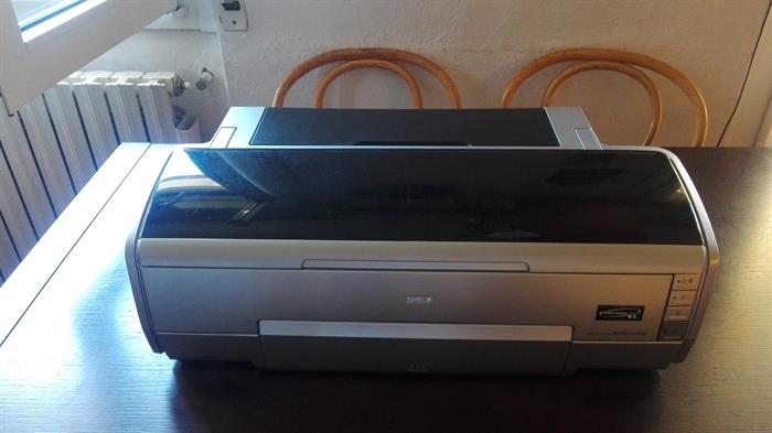 STAMPANTE EPSON R2400