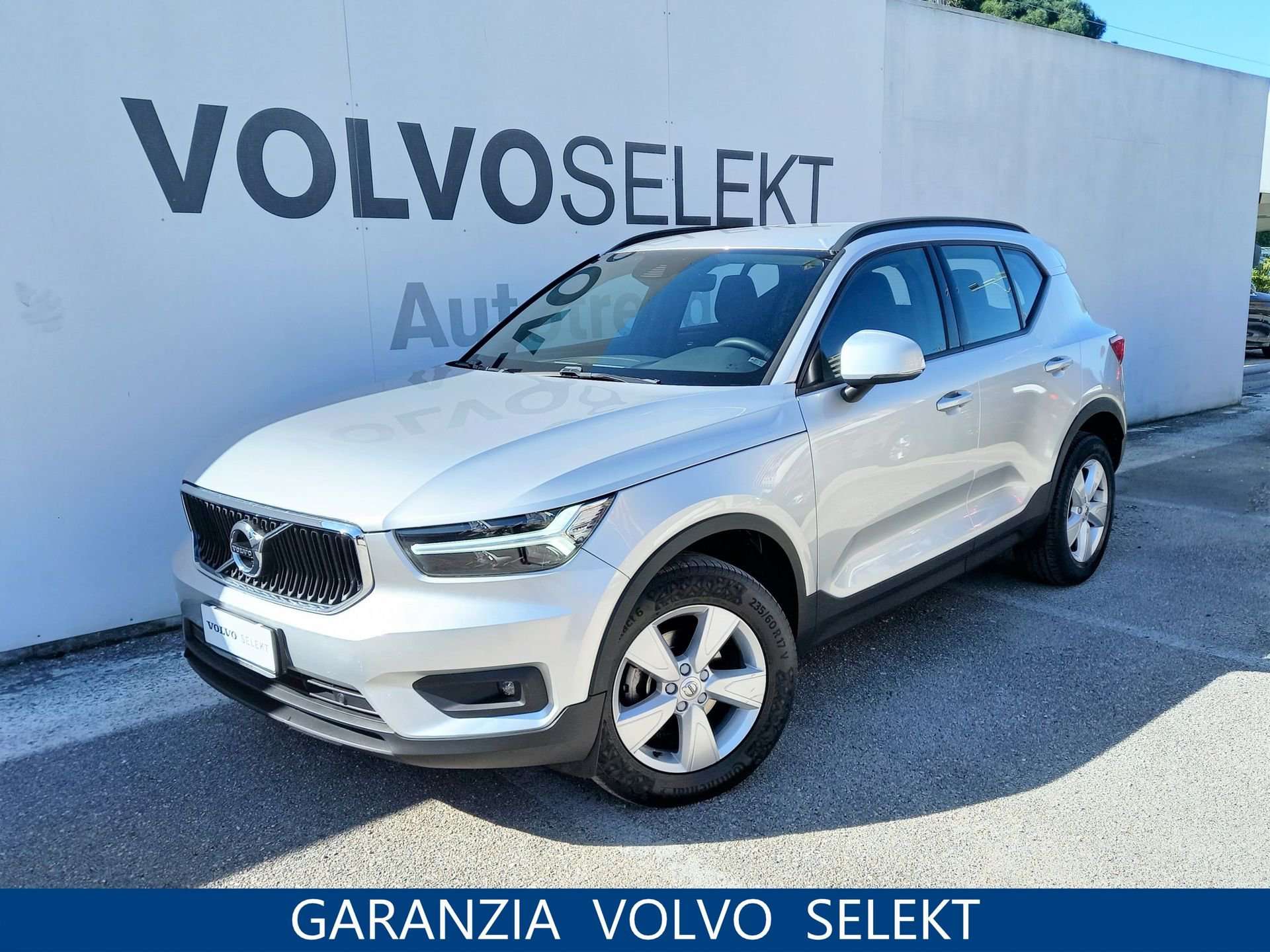 Volvo XC40D3 150 CV NAVI LED Business