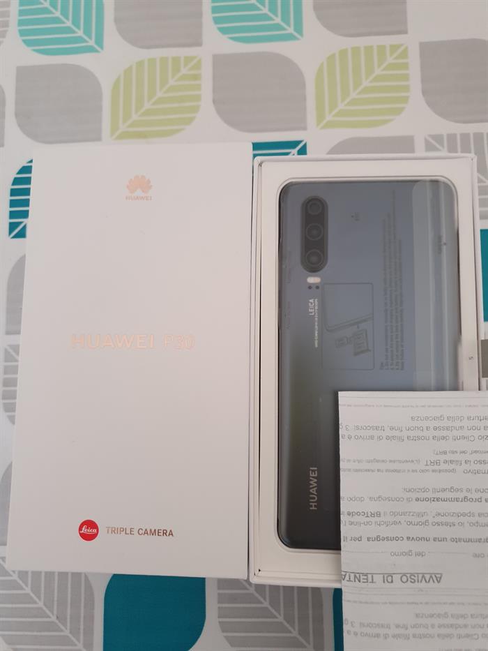 HUAWEI P30