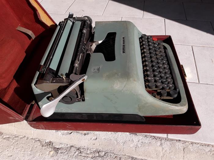 OLIVETTI STUDIO 44