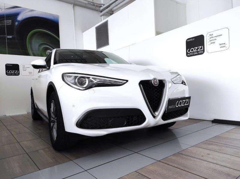 Alfa Romeo Stelvio2.2 Turbodiesel 190 CV AT8 RWD Business