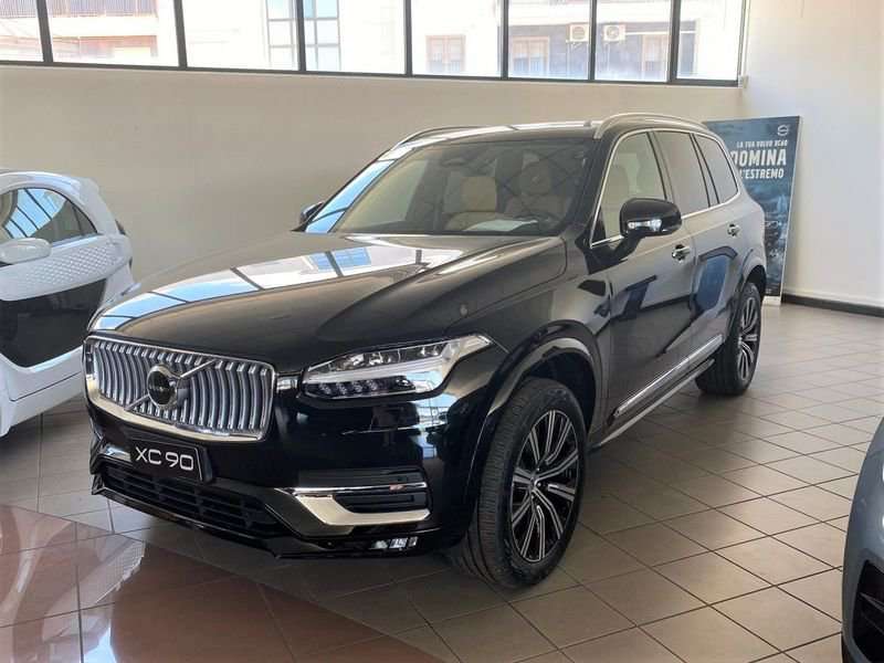 Volvo XC90B5 235+14 CV AWD (Diesel) Automatico 7 posti Plus