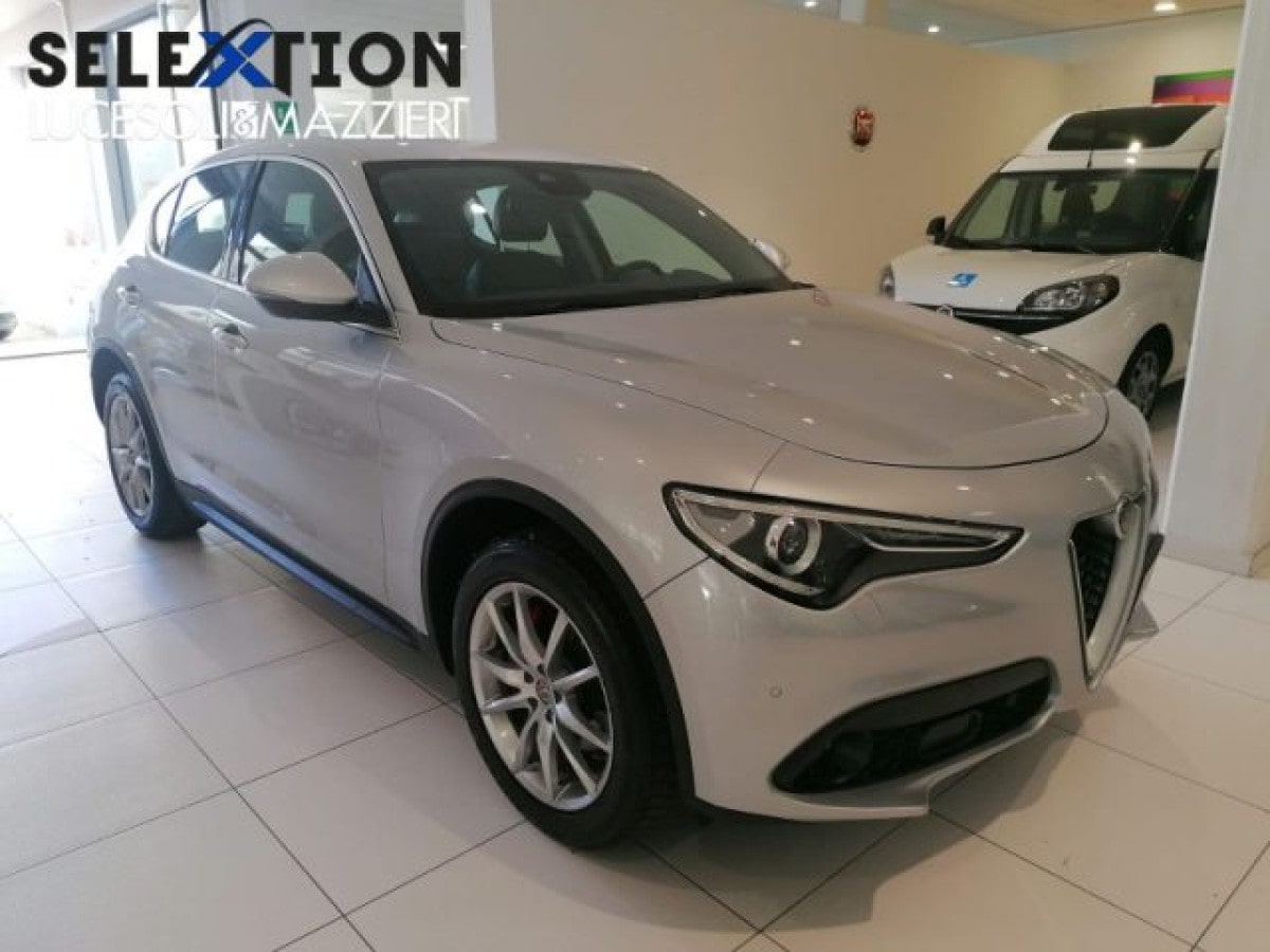 ALFA ROMEO Stelvio Stelvio 2.2 Turbodiesel 190 CV AT8 Q4 Executive