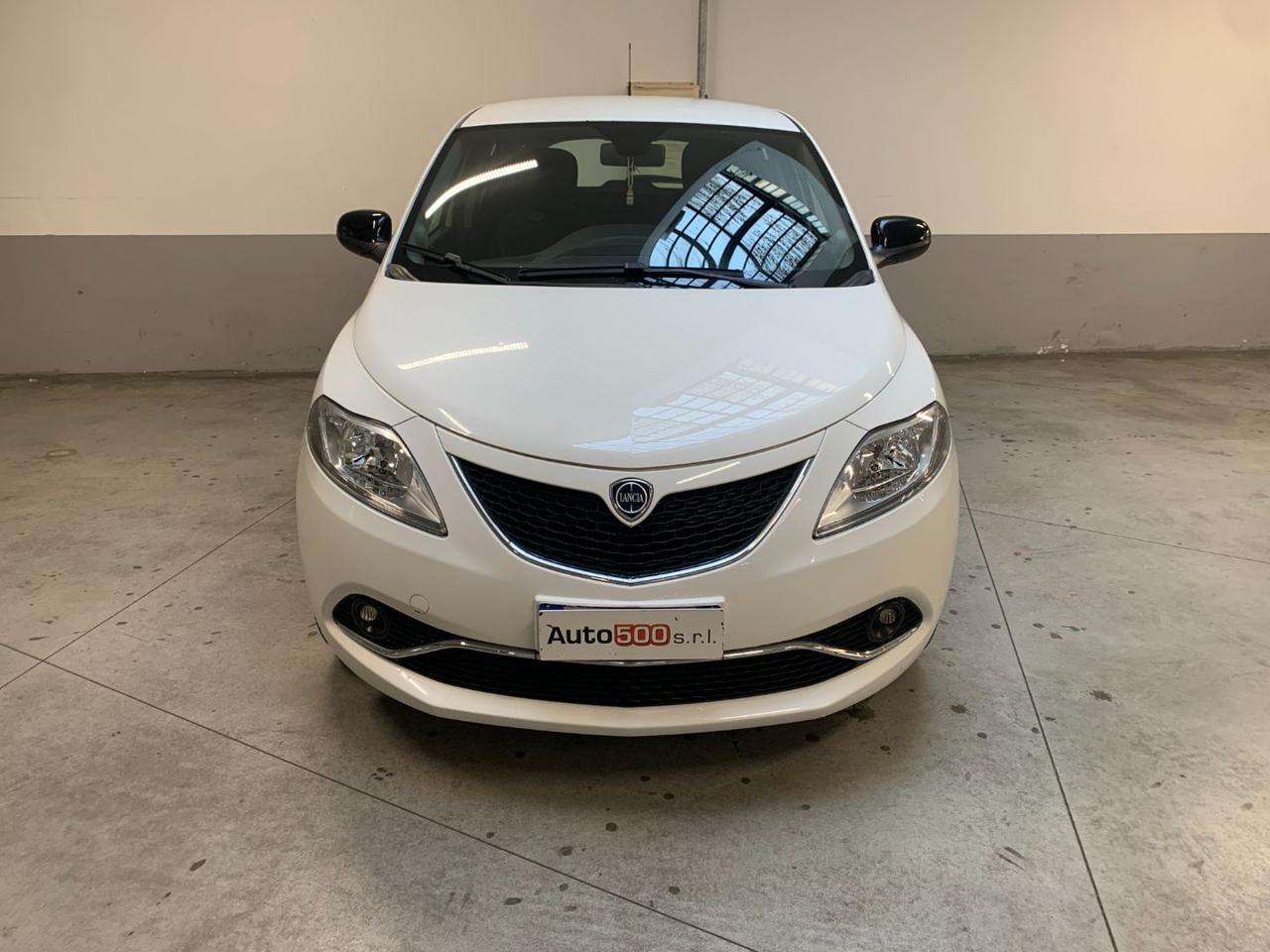 Lancia Ypsilon1.2 69 CV 5 porte Gold