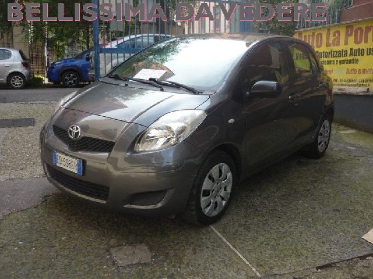 TOYOTA Yaris 2ª serie Yaris 1.0 5 porte Now Eco