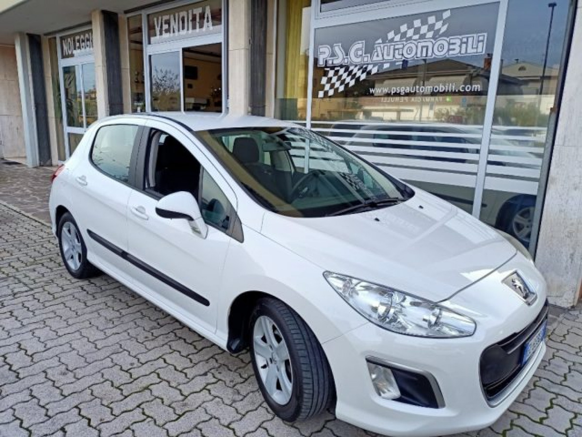 PEUGEOT 308 1ª serie 308 1.6 8V e-HDi 112CV Stop&Start 5p. Business