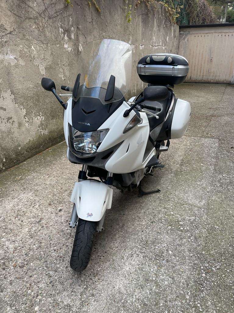 Honda DeauvilleDeauville NT 700