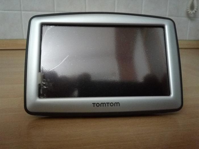 NAVIGATORE TOMTOM