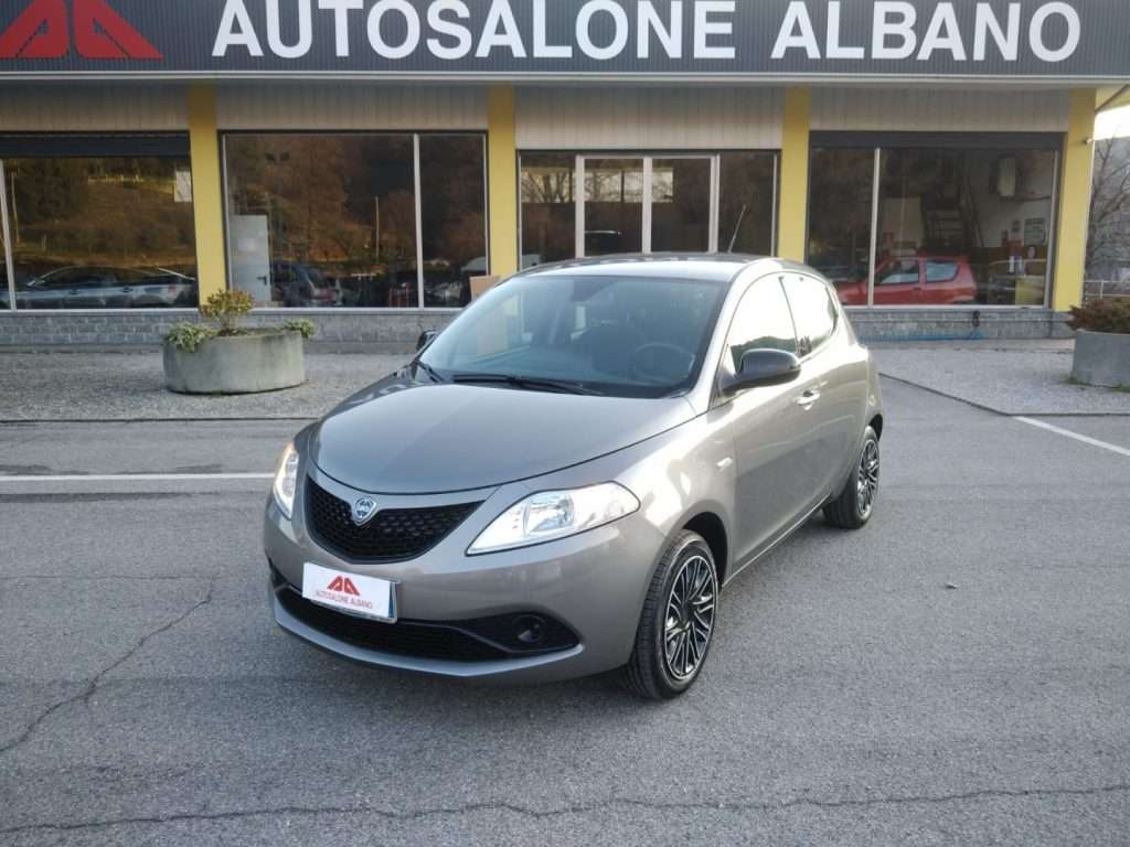 Lancia Ypsilon1.2 69 CV 5 porte Gold