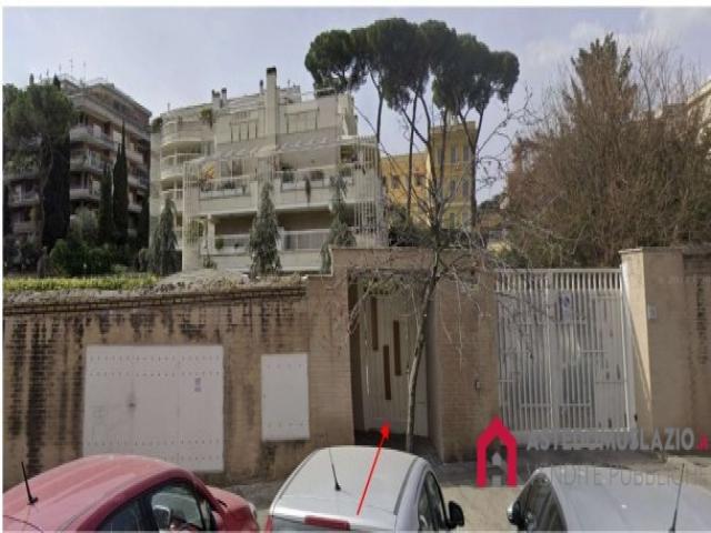 Appartamento in condominio residenziale con giardino