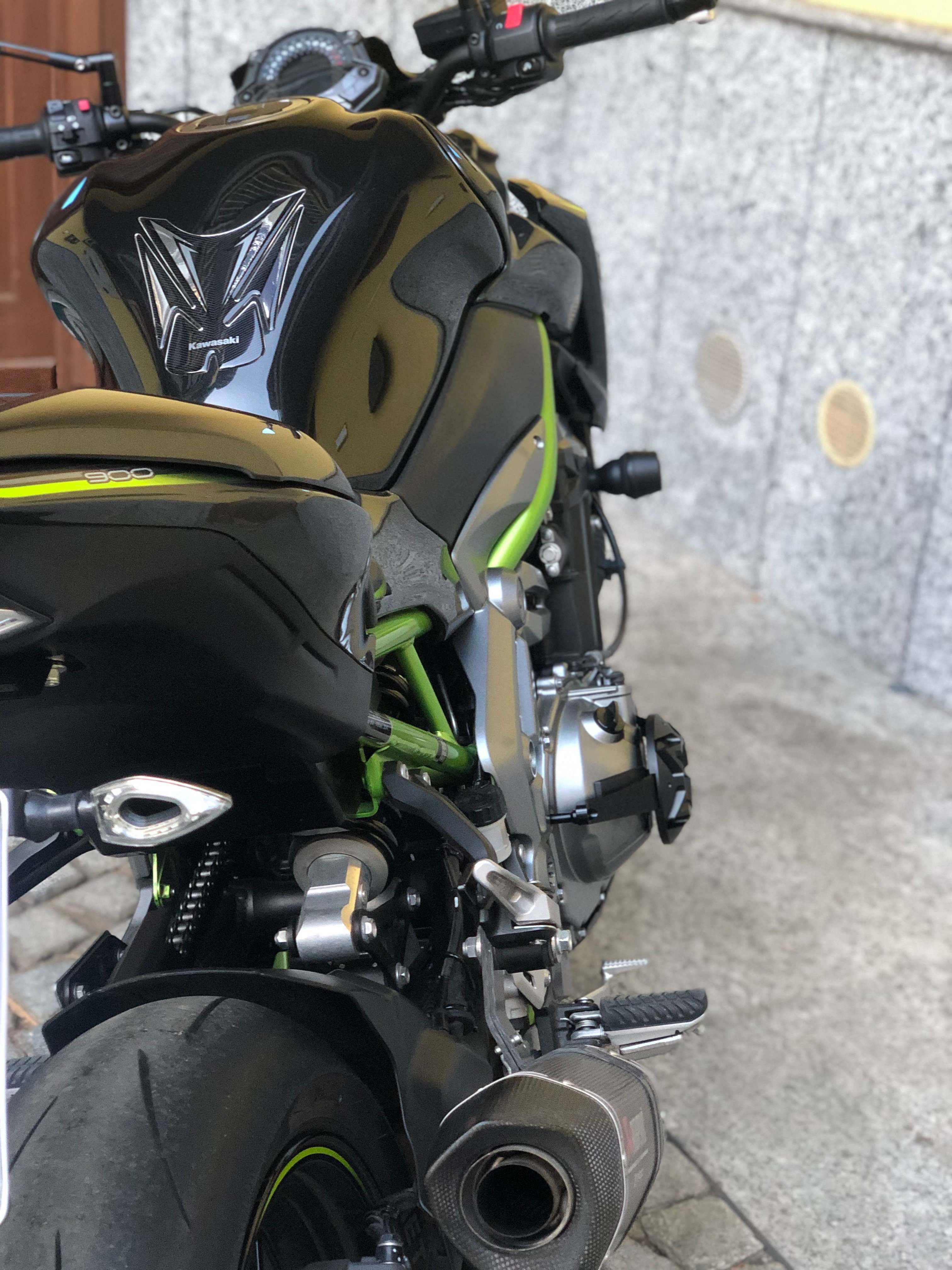 Kawasaki Z 900performance akrapovic