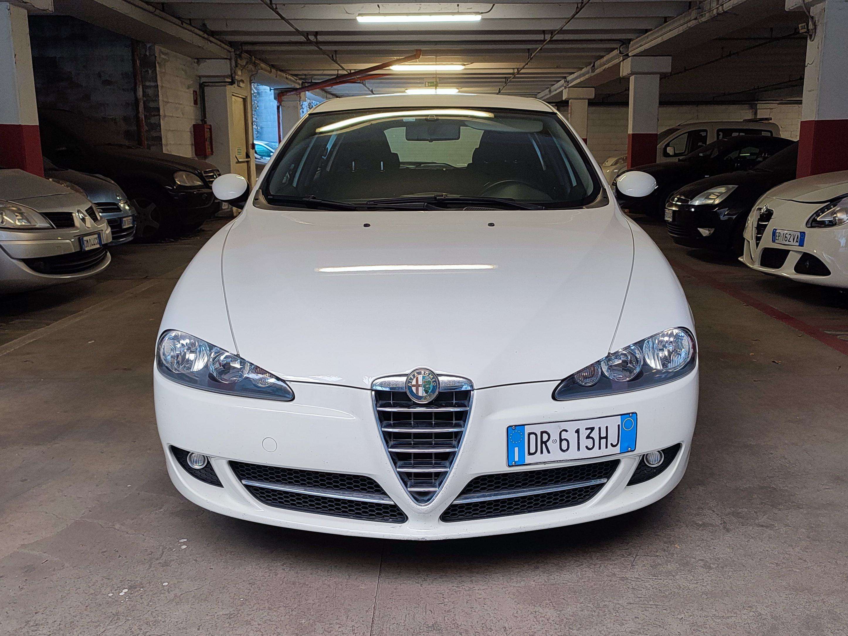 Alfa Romeo 147147 5p 1.6 ts 16v Distinctive c/esp 105cv