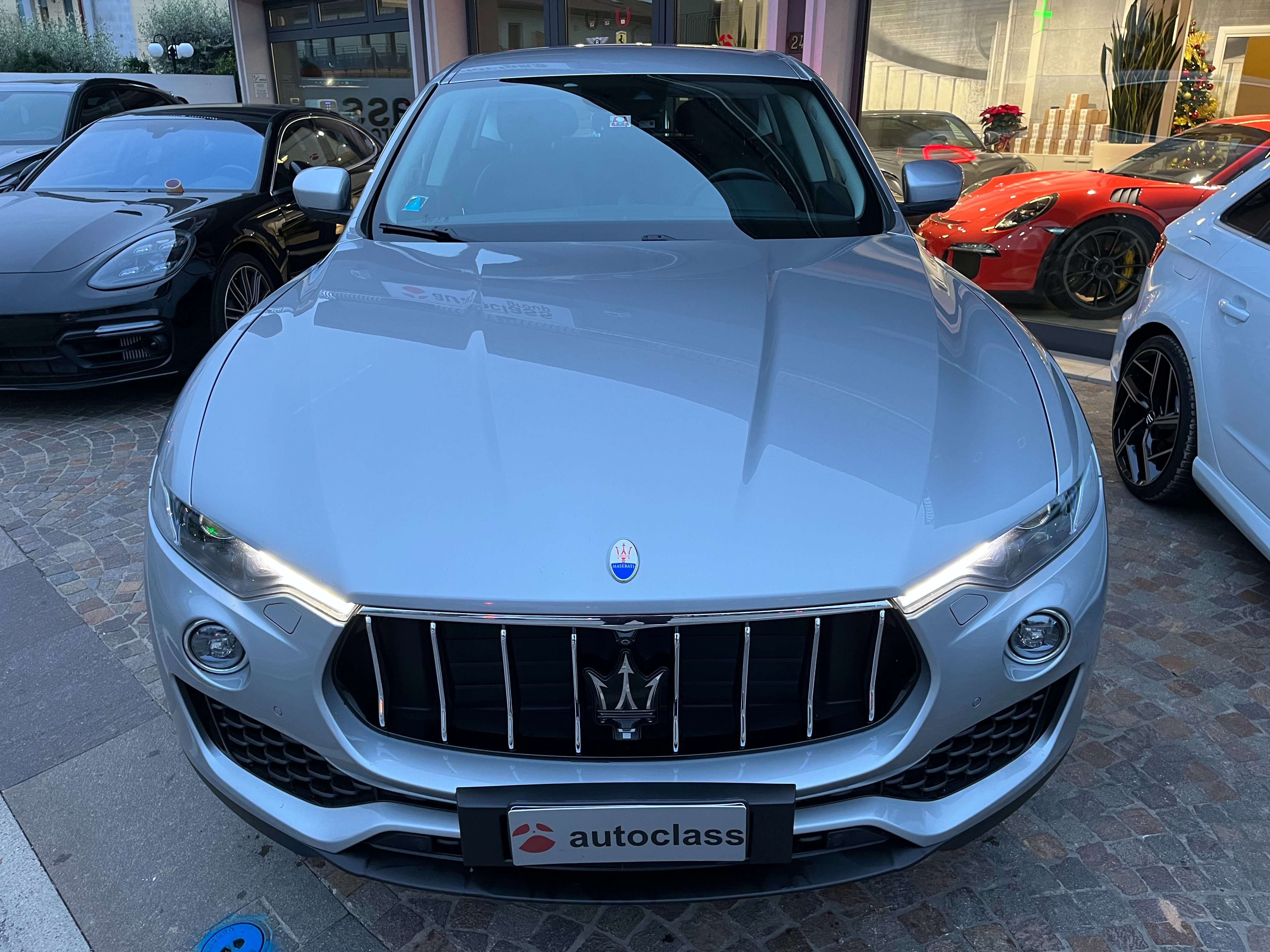 Maserati LevanteV6 Diesel AWD- SOSPENSIONI -ACC RADAR-UFFICIALE!